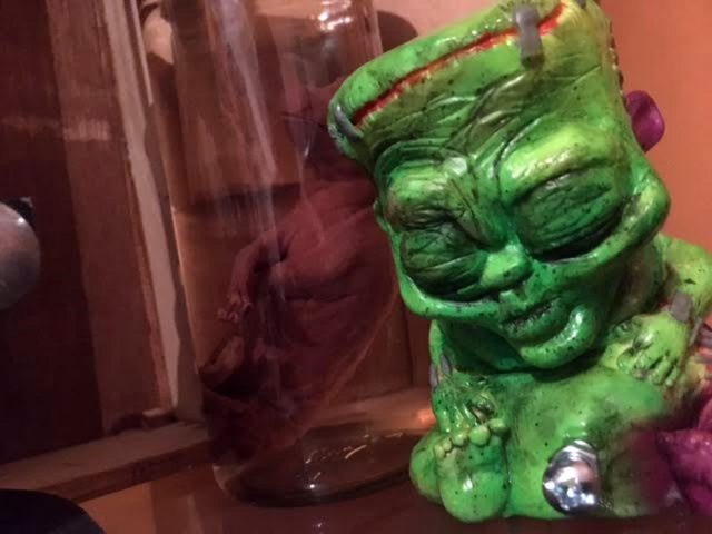 Dan Brownlie's Made A Monster With Fetus-stein! | Spooky Isles