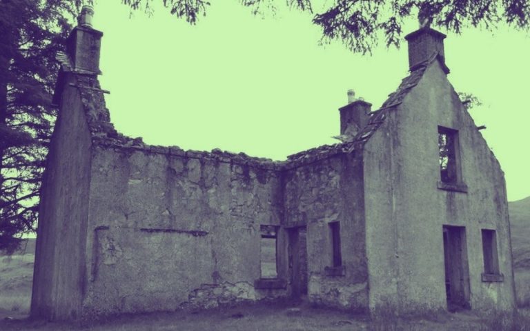 The Uncanny Luibeilt Bothy: "The House Is Evil" | Spooky Isles