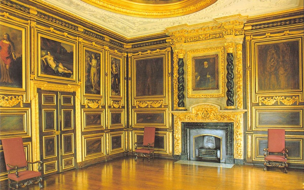 Witchcraft And Ghosts At Tredegar House, Wales | Spooky Isles