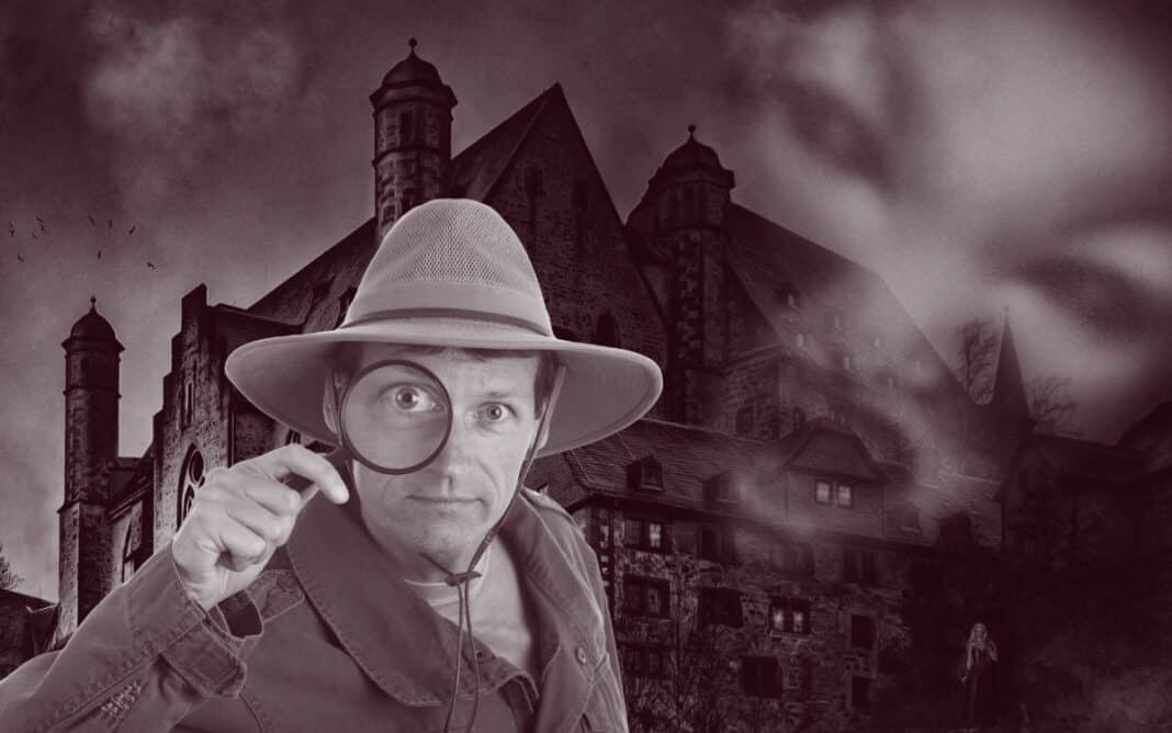 10 Tips To Start Ghosthunting On Your Own | Spooky Isles