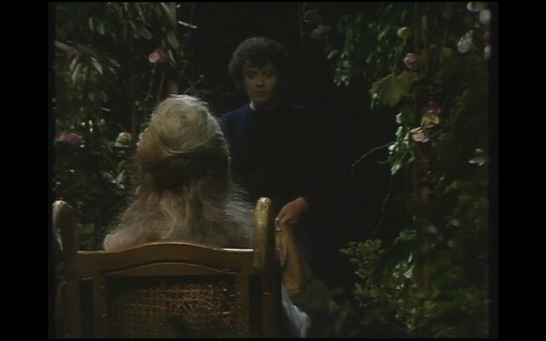 Shadows (S3, E2): The Rose Of Puddle Fratrum | Spooky Isles