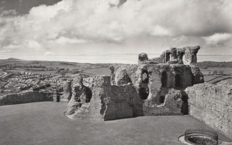 Denbigh Castle Haunts Welsh Landscape | Spooky Isles