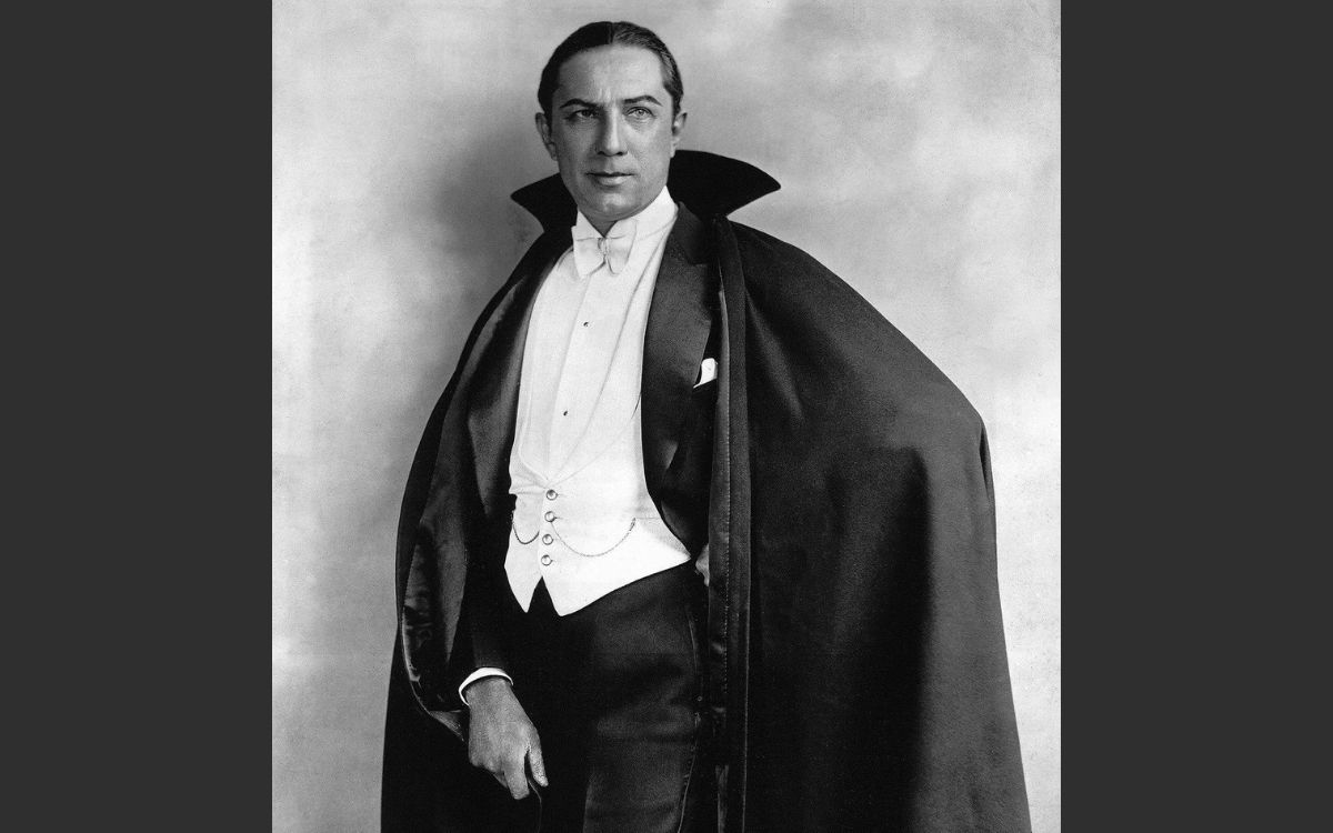 Dracula's Stage Journey: From Lyceum To Broadway | Spooky Isles