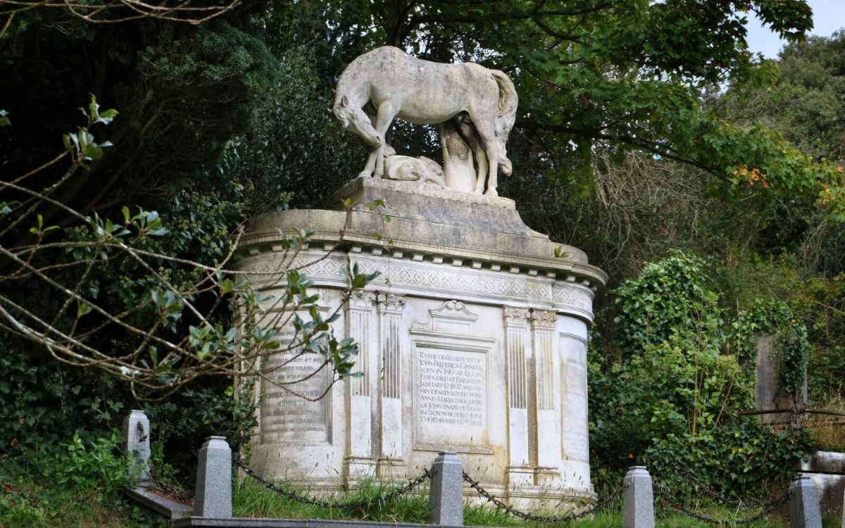 Woodvale Cemetery: Victorian Beauty And Crowley's Final Farewell ...